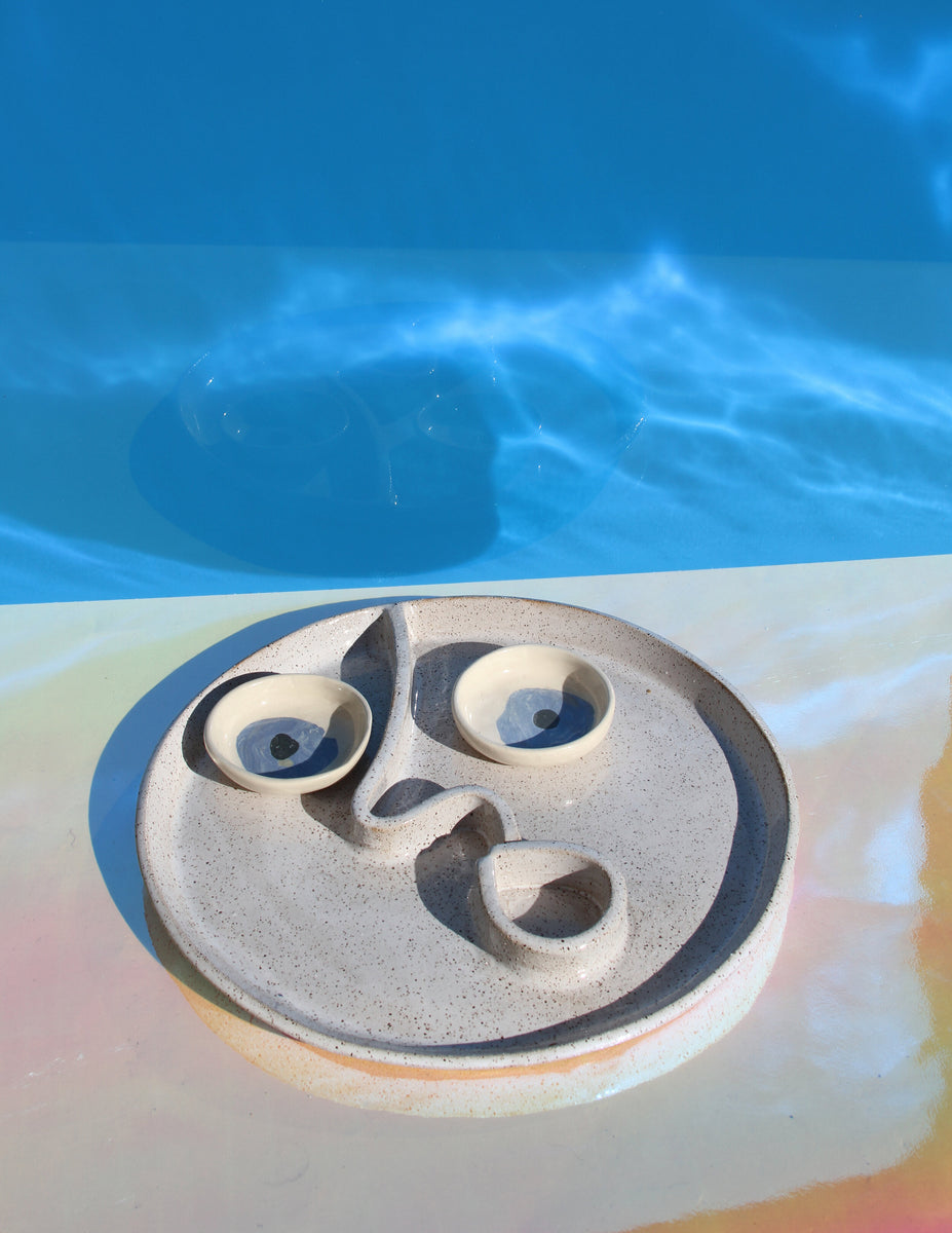 Face Platter – e e ceramics